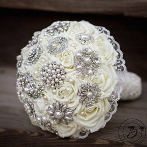 Beautiful Brooch Wedding Bouquets You Will Cherish Forever | Mid-South ...